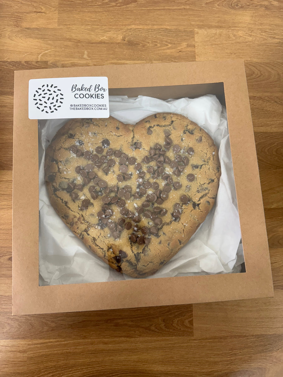 The 1 Kilo Cookie - Heart – The Baked Box